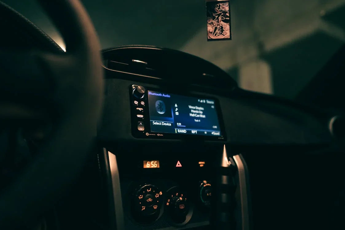 Car Bluetooth Interfaces UK | Handsfree & Music Streaming | Bassjunkies